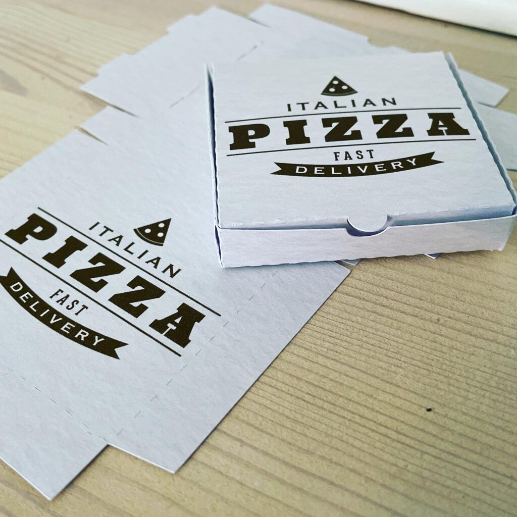 DIY Wichtelzauber – Pizza Karton | baumann-accessories